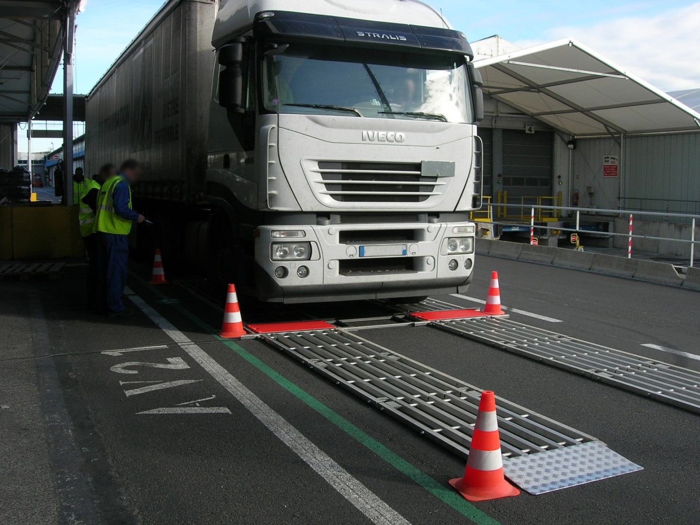 Captels Weighing: The leader in weighing - Axle weighing & Wheel ...